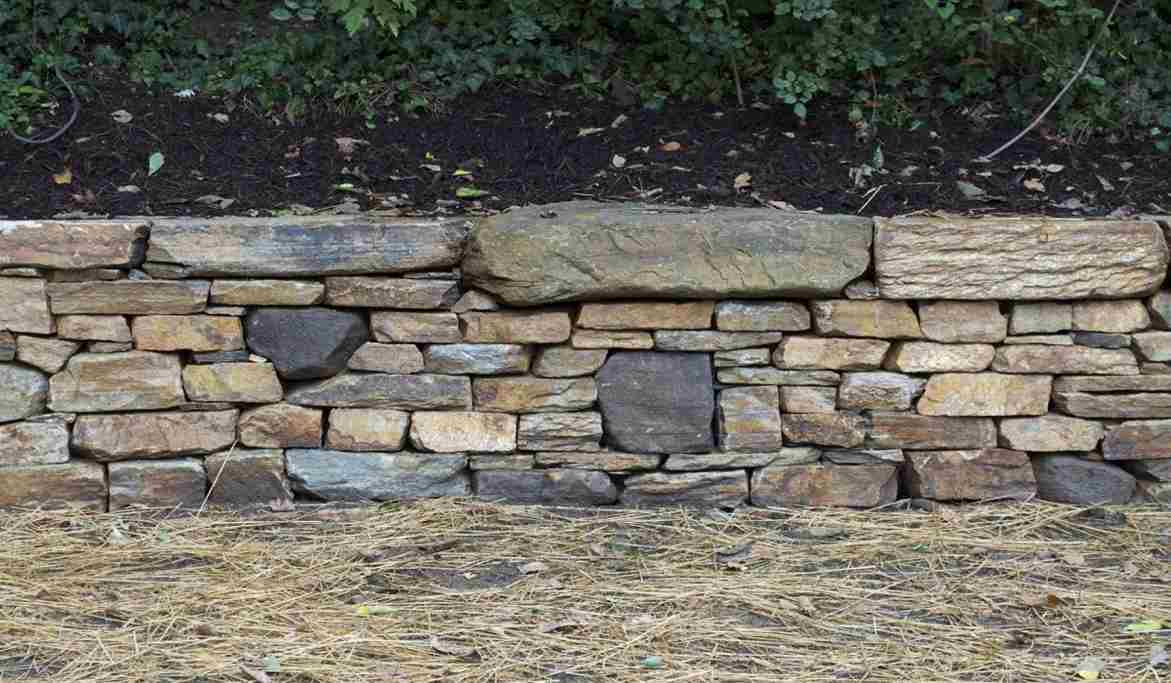Different granite stone wall sizes and price - Stonesaleco